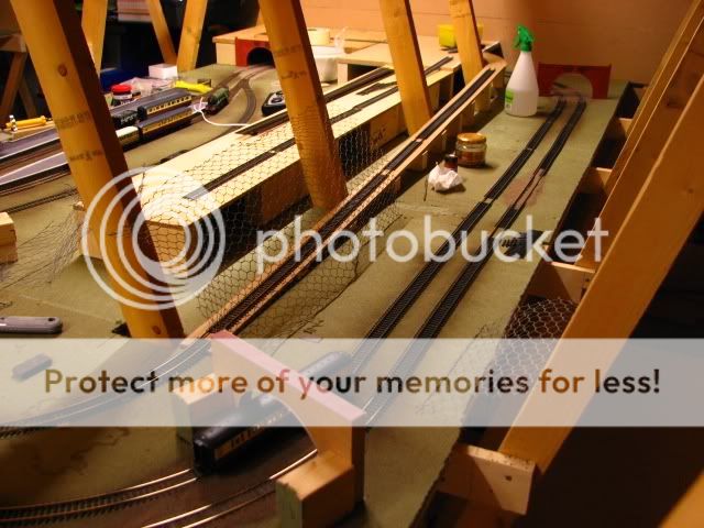 Attic layout under construction - New Railway Modellers Forums